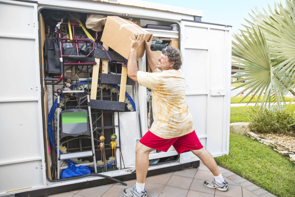 How to Maximize Space in a Storage Unit | AYS Storage